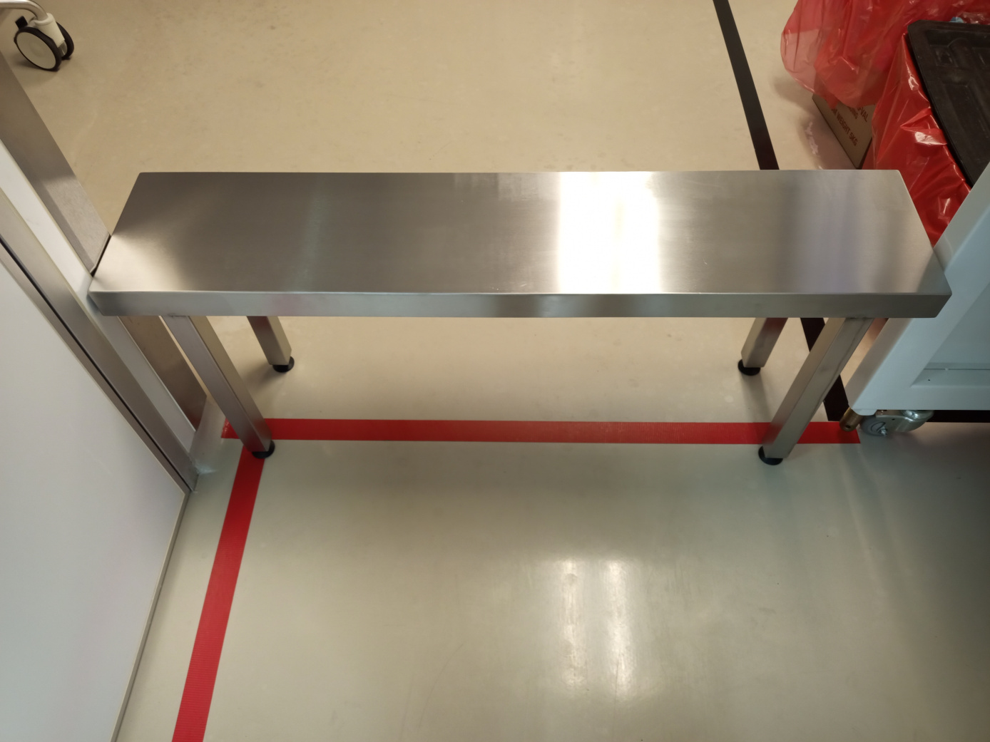 Cleanroom Solutions – Lab Craft